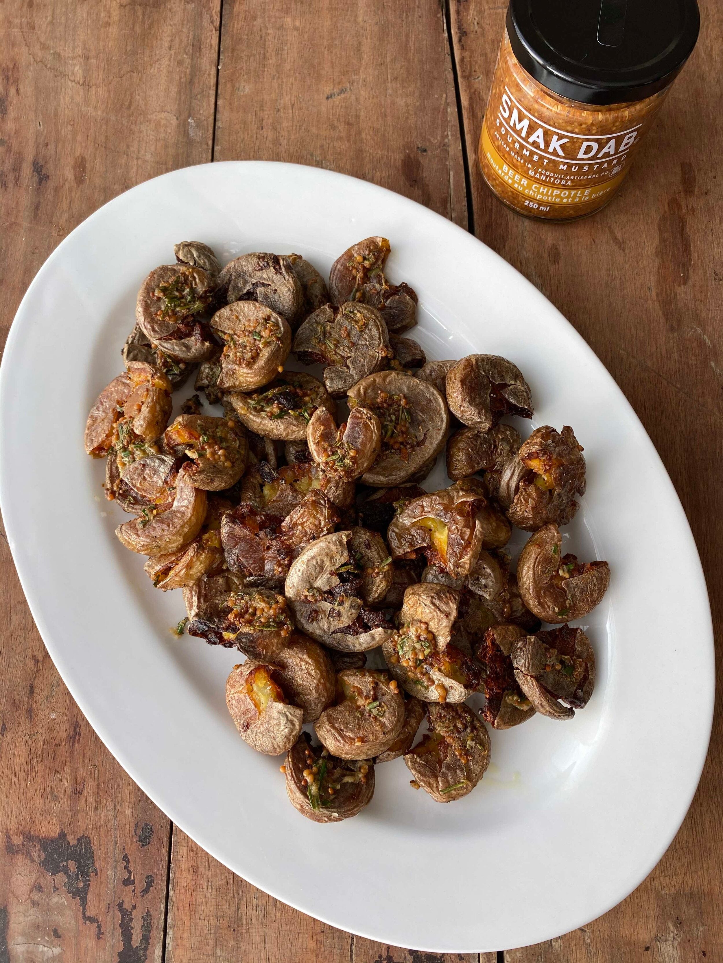 Crispy Rosemary Garlic Smashed Potatoes – Smak Dab Mustard